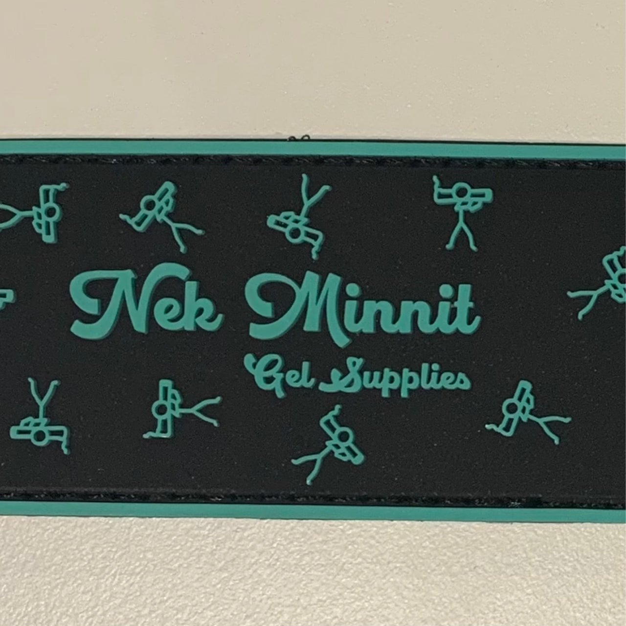 nek minnit gel supplies rectangle patch a $ 5 . 00